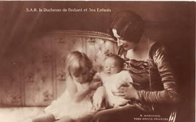 The Cross of Laeken: Queen Astrid: The Mother